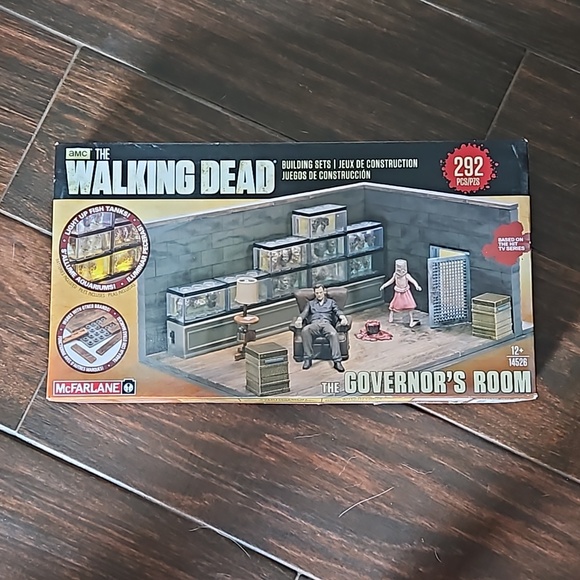 Toys | The Walking Dead Governors Room | Poshmark
